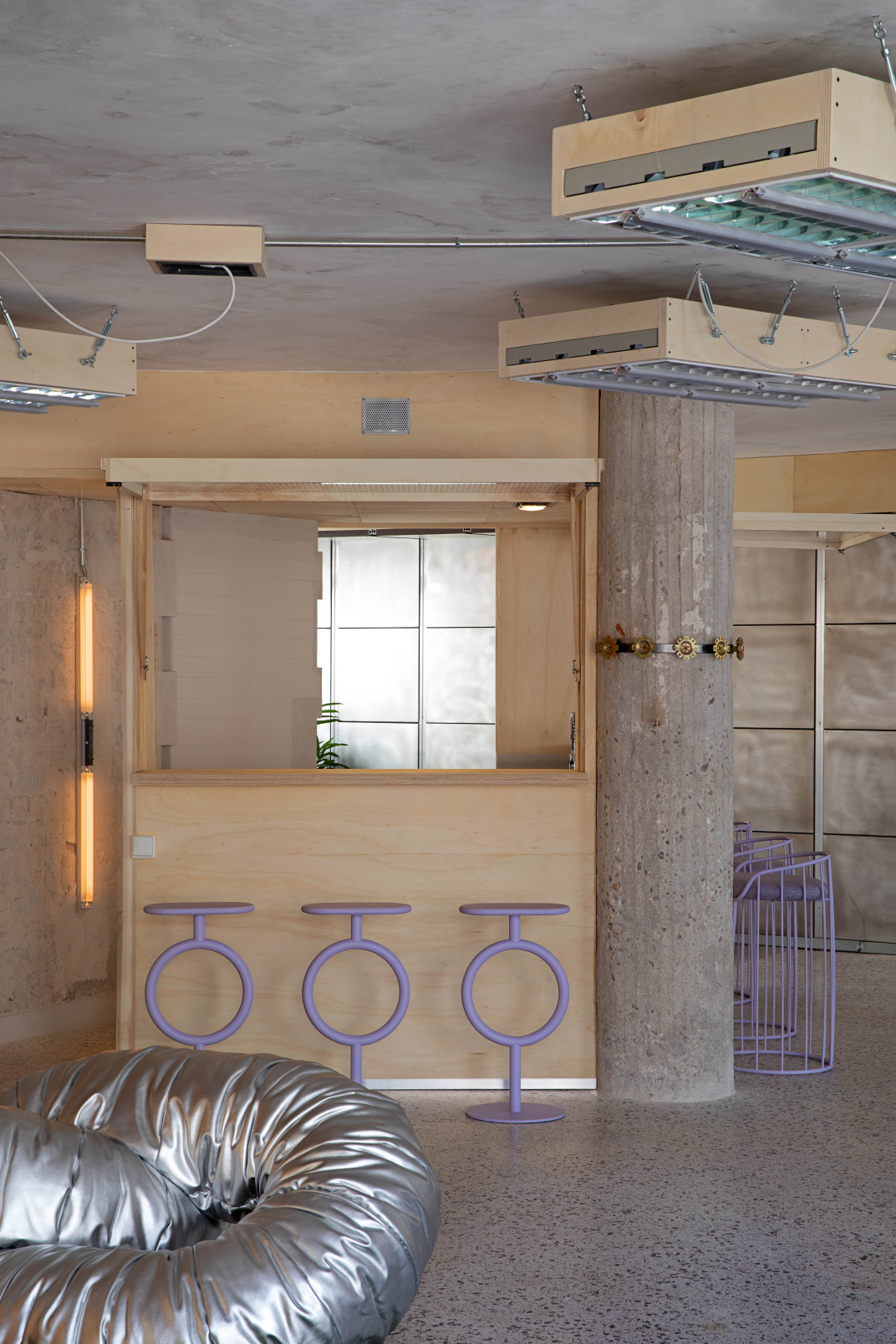 Lucas Muñoz Masters Deconstruction in Design