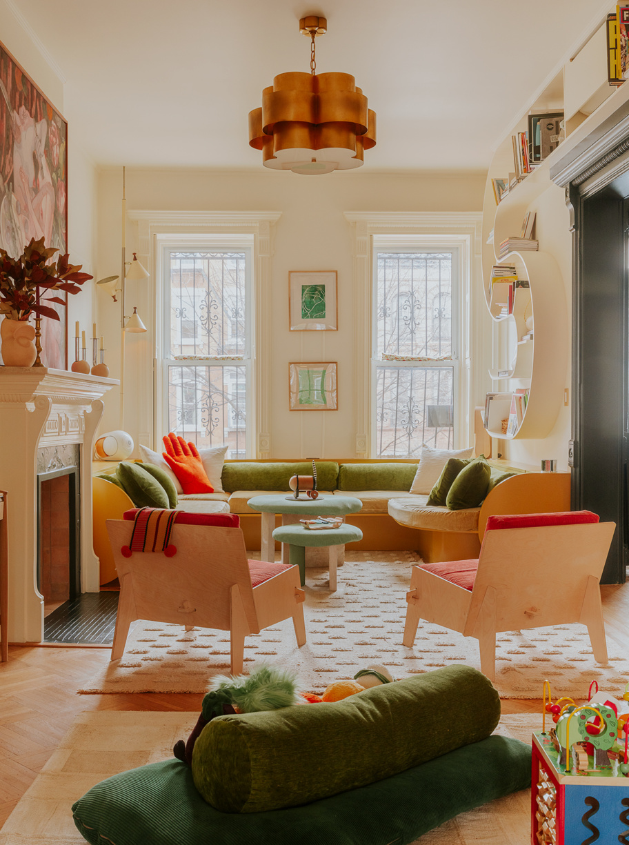 Anna Polonsky Puts a New Spin on a Classic Brownstone
