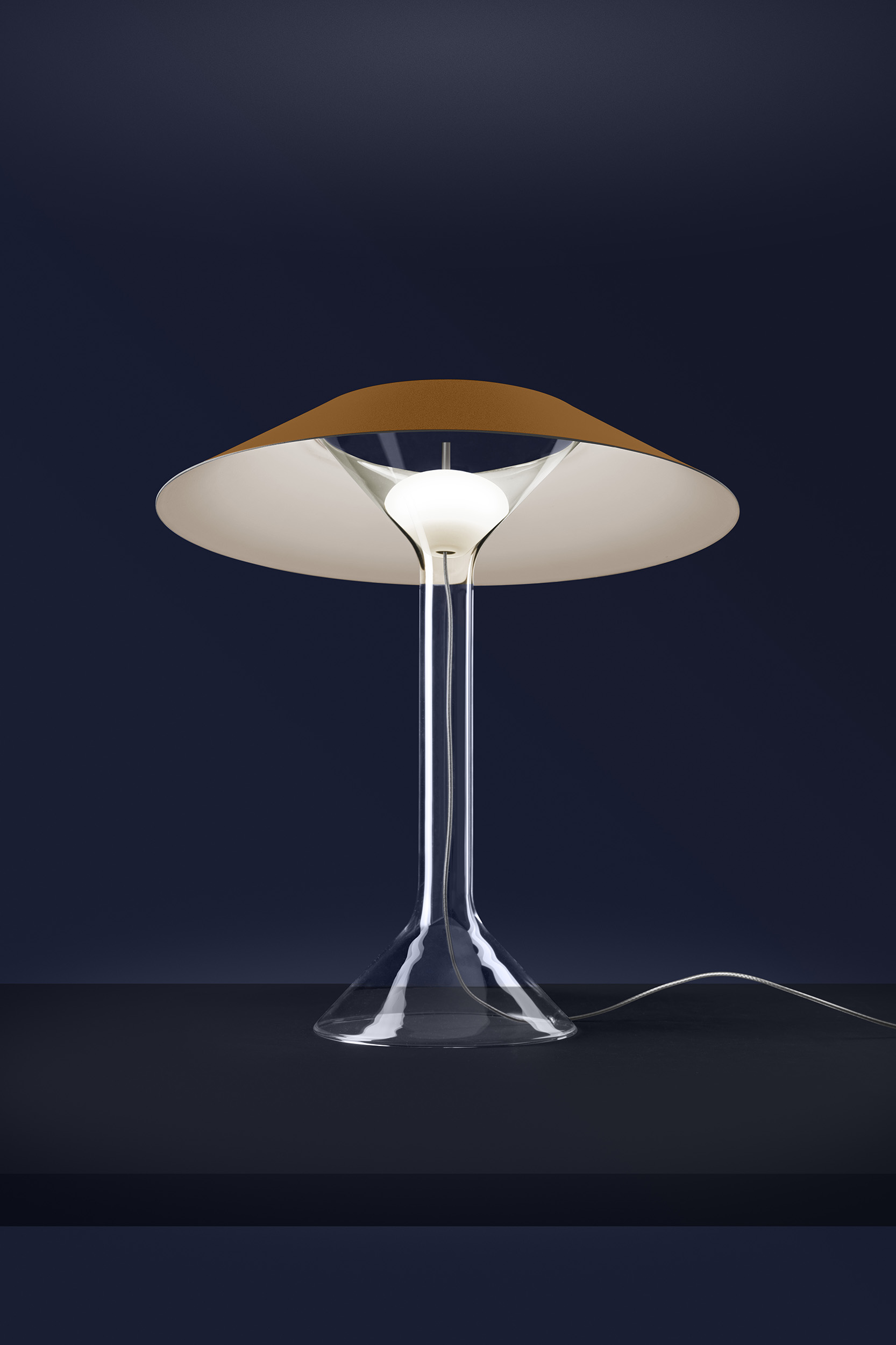 Tip Your Hat to Rodolfo Dordoni and the Chapeaux Table Lamp