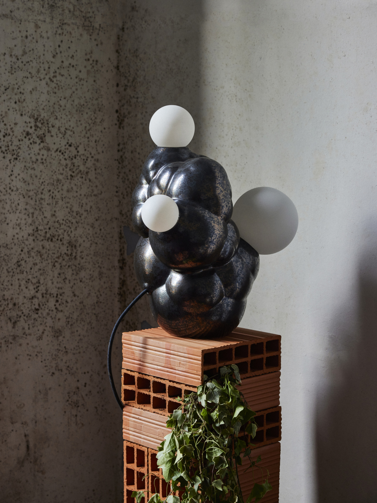 Forma Rosa Studio Makes Ceramics that Bubble with Life