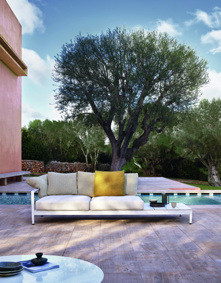 Knoll Unveils Lissoni Outdoor Collection at Salone del Mobile