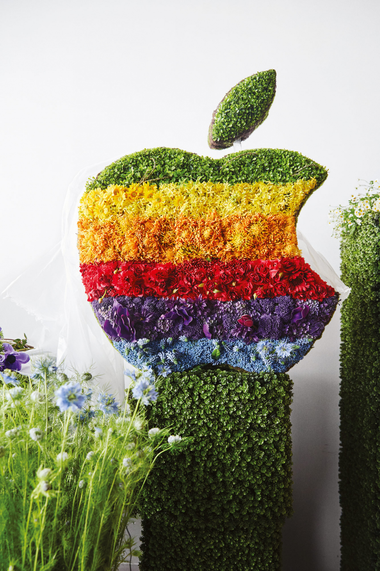 Mr. Flower Fantastic is the Secret Superhero Changing the Floral Game