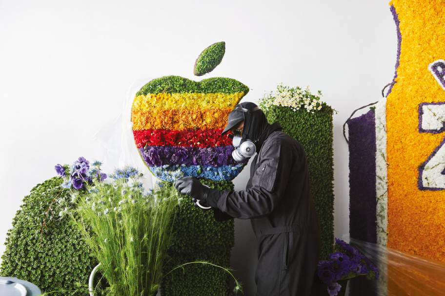 Mr. Flower Fantastic is the Secret Superhero Changing the Floral Game