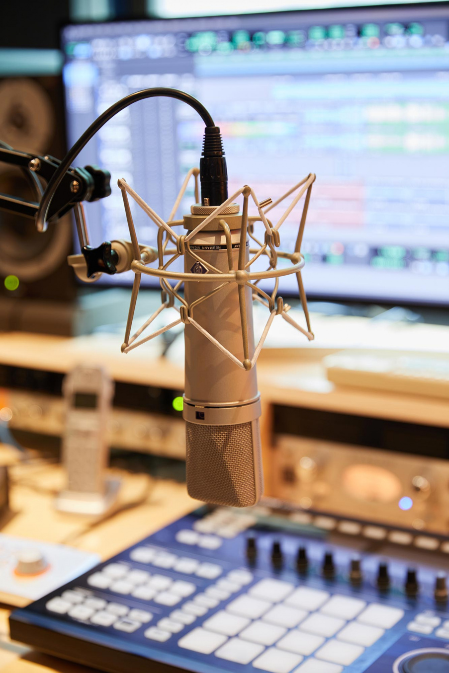 Test Pattern Media on Toying Around in Hollywood