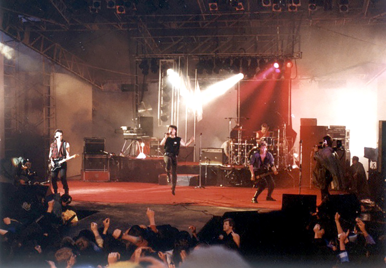 Inside the Sphere with Willie Williams and UW