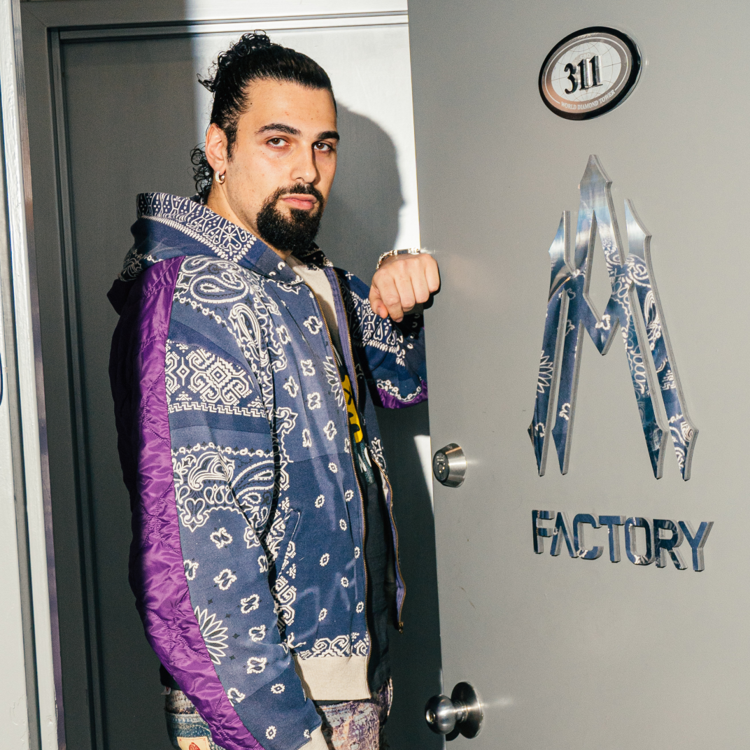 Alex Moss Breaks the Mold in the Celebrity Jewelry World