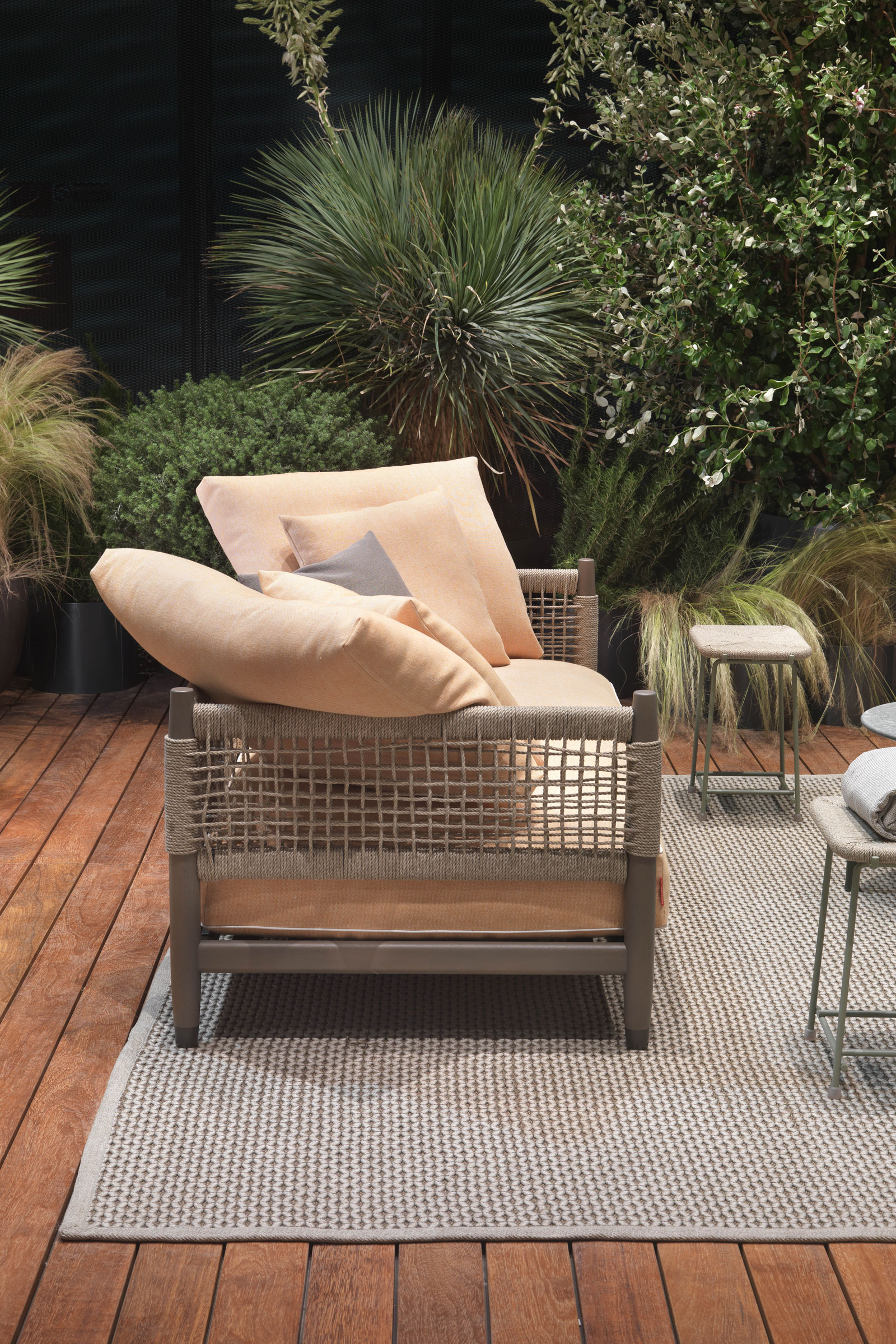 Nature-Inspired Design from Flexform Celebrates the Great Outdoors