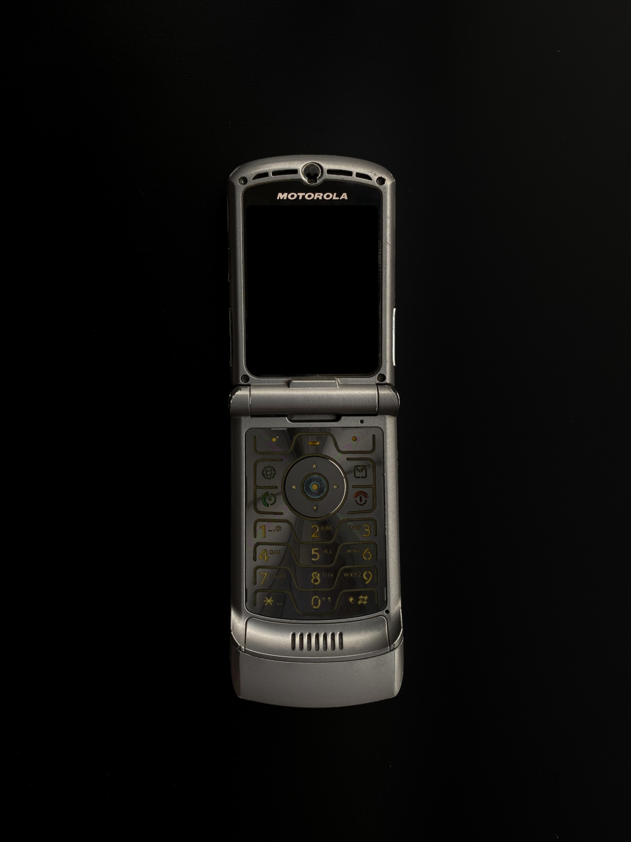 A Complete History of the Flip Phone