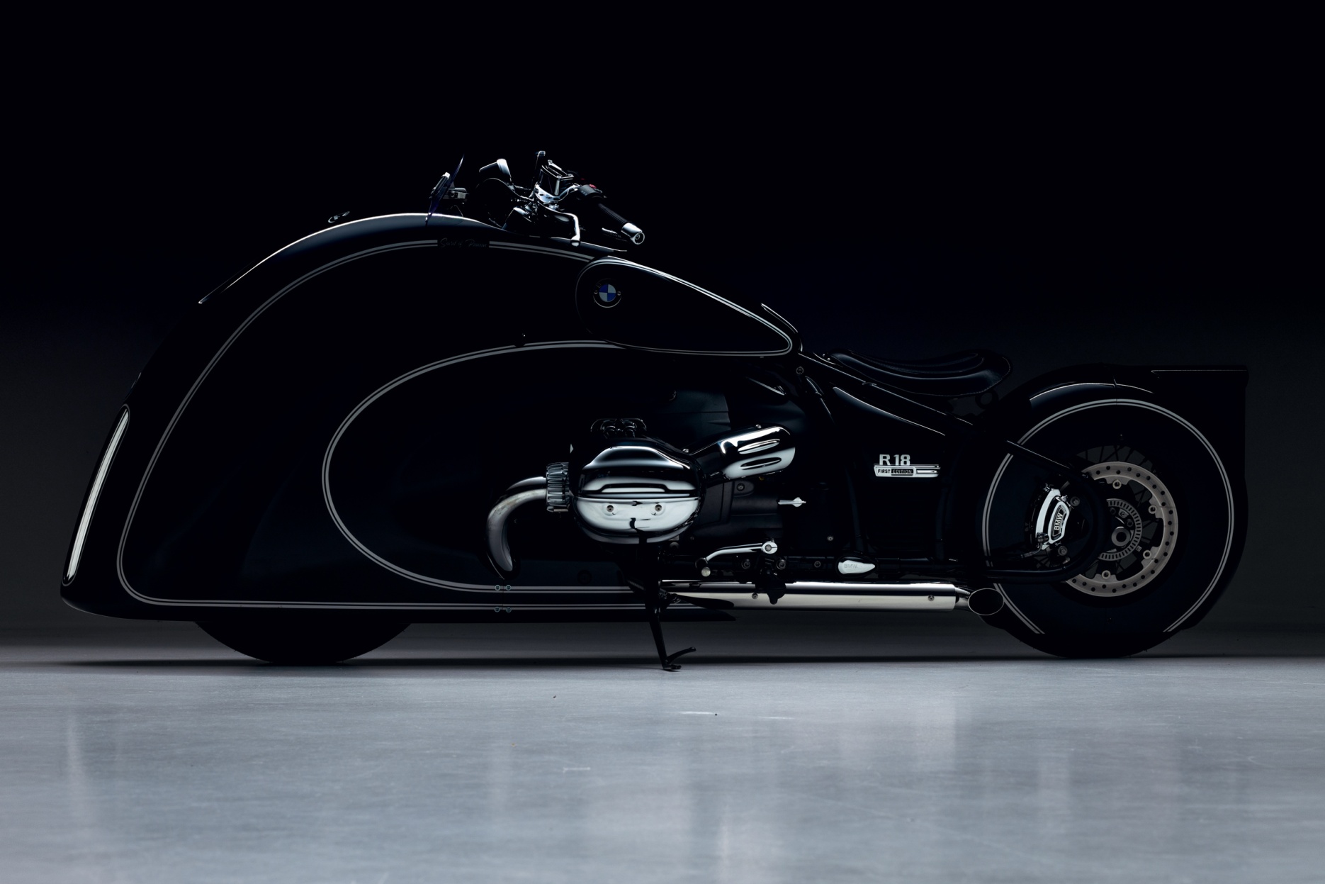 Kingston Custom on Building Air-Cooled BMWs