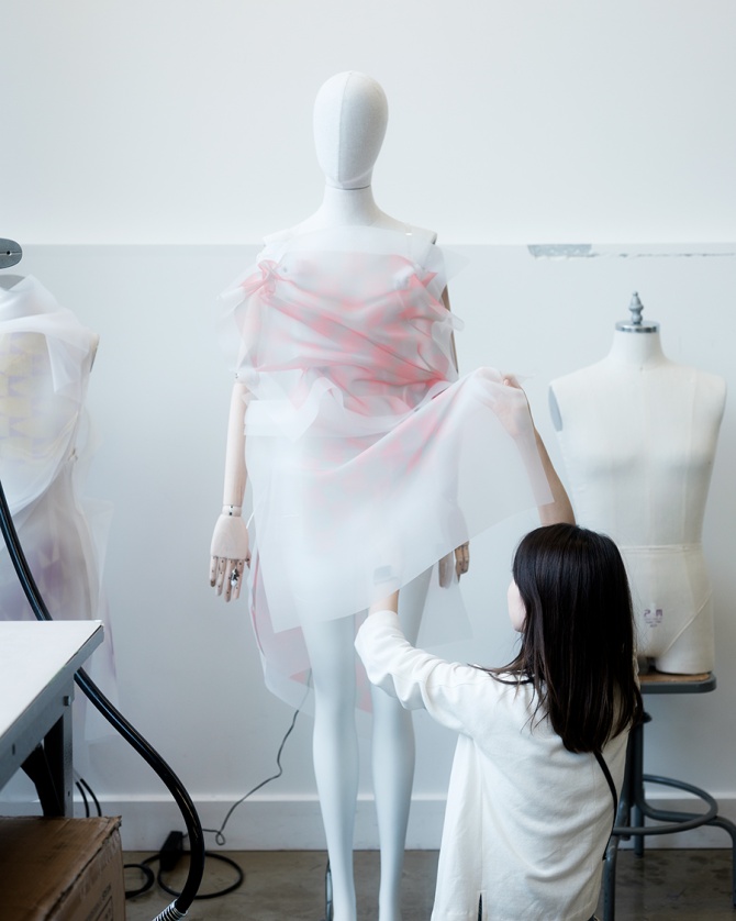 Ying Gao Makes Fashion Move with Dynamic Clothing Designs